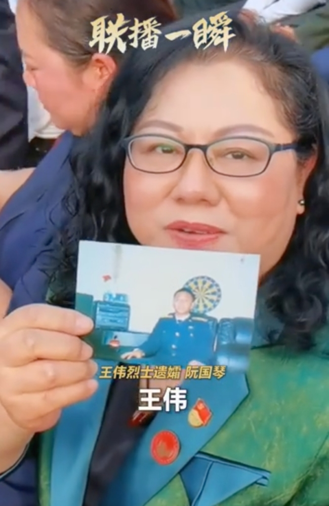 “呼叫81192！” 这一刻含泪量太高！_新闻频道_中华网